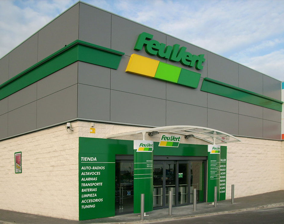 Acondicionamiento de Locales Comerciales Feu Vert Ibérica - Crarq